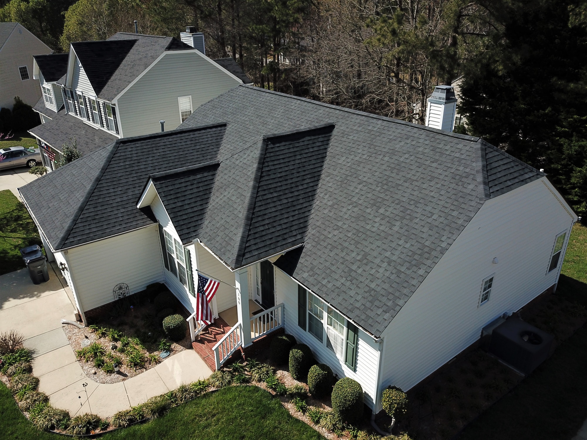 Atlas Pinnacle Pristine Black - Baker Home Exteriors